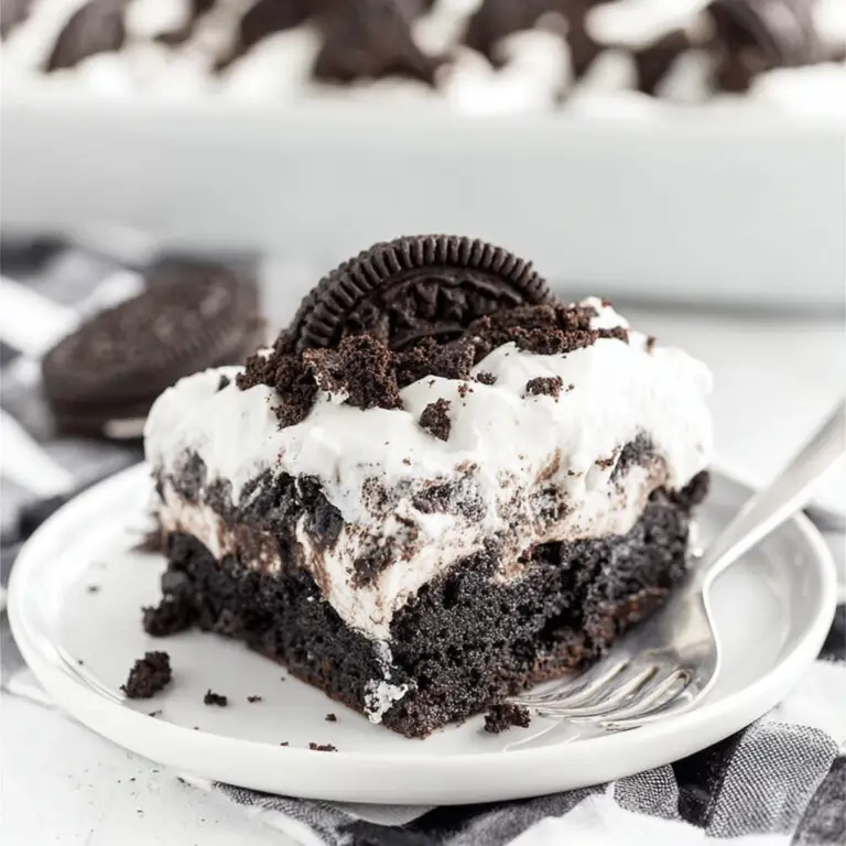 Oreo Poke Cake (Cookies and Cream Chocolate Pudding Cake)